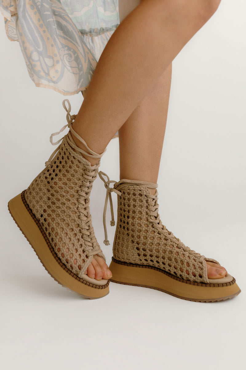 Free People - Luca Lace Up Sandal – Snooty Patootie Boutique